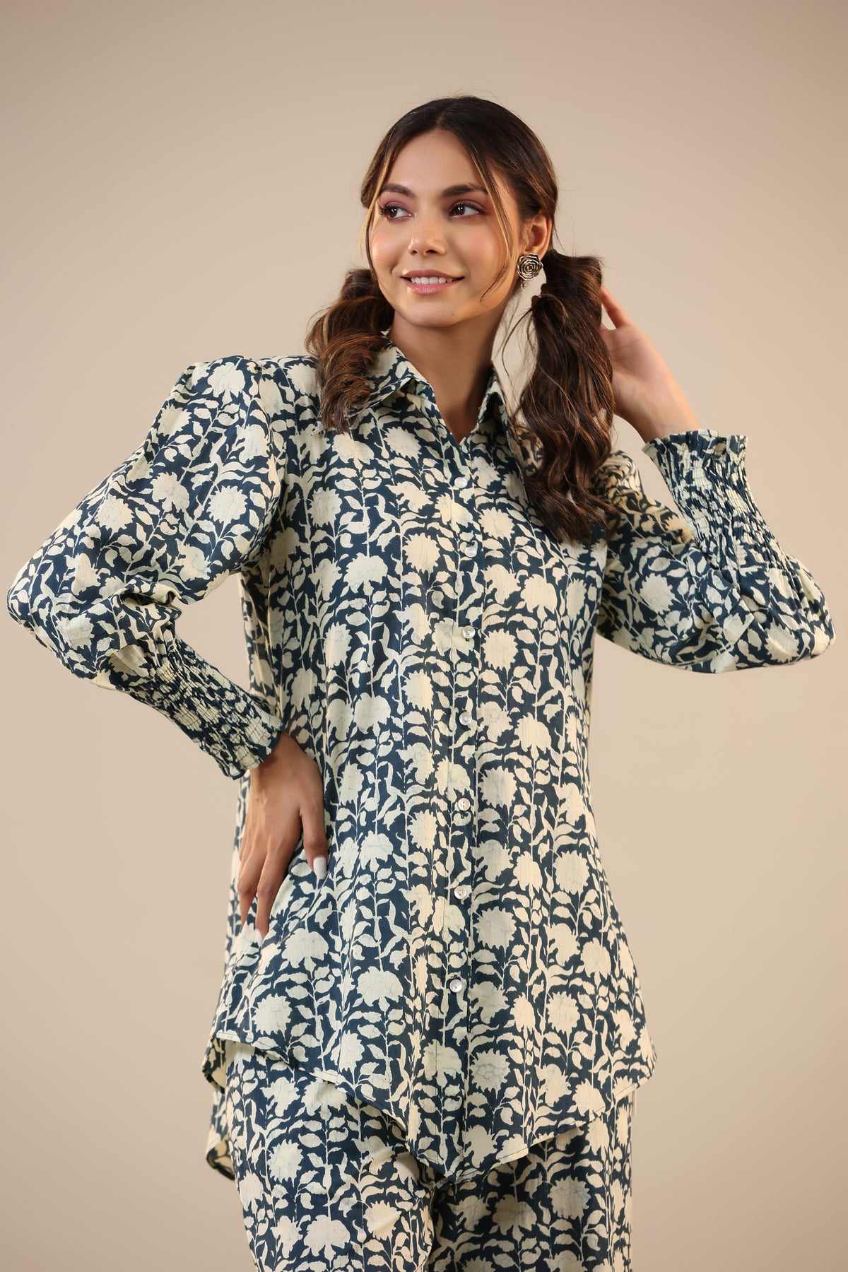 Aster on Dark Blue cotton Collared Co ord Set – JISORA